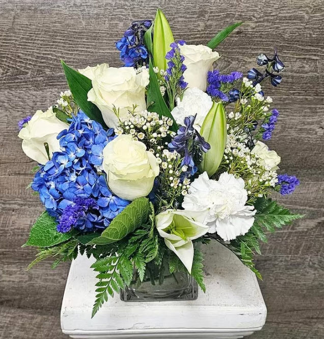 Sweet Blues – Port Orchard Florist